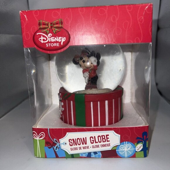 Disney | Holiday | New 23 Mickey And Minnie Kiss Under The Mistletoe ...